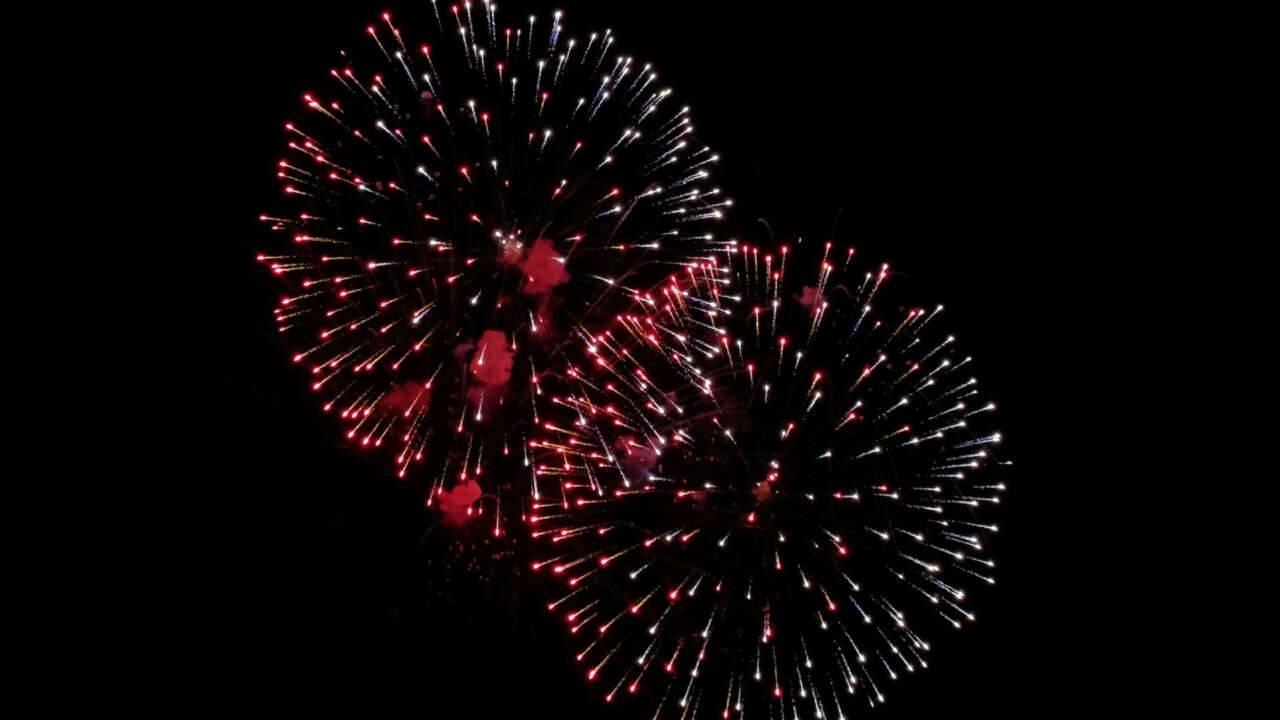 [4k] Fireworks Video Black Footage, FWCK L Edition, Smileys Snowflakes ...